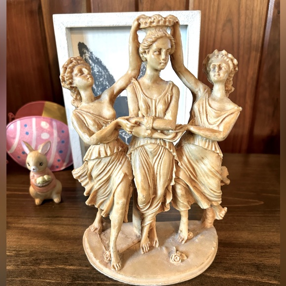 Vintage | Accents | Vintage Santini The Three Graces Resin Italian ...